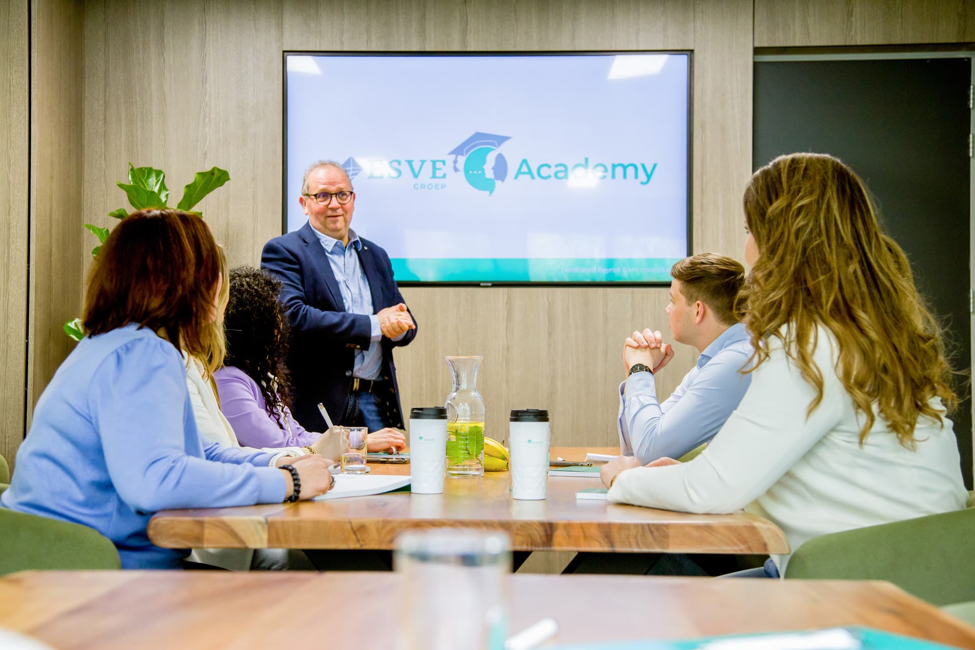 Salarisadministratie en HR Services | ESVE GROEP